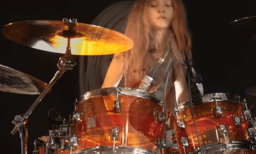 At just 10 years old, this amazing kid’s powerful cover of "Sound of ...