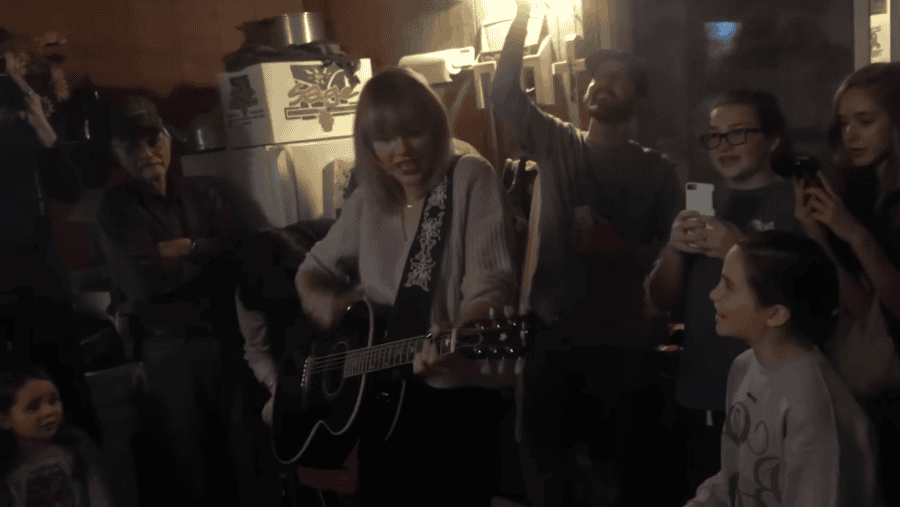 Christmas Magic: Taylor Swift Brings Joy to a 96-year-old WWII Veteran ...