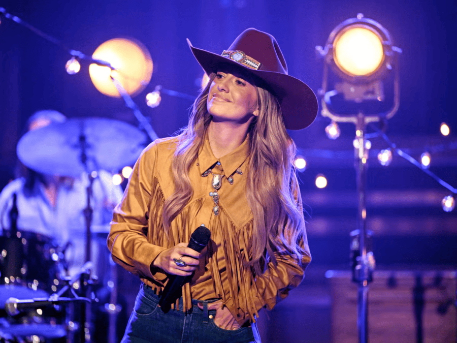 Lainey Wilson S Whirlwind A Powerful Anthem About The Rush Of