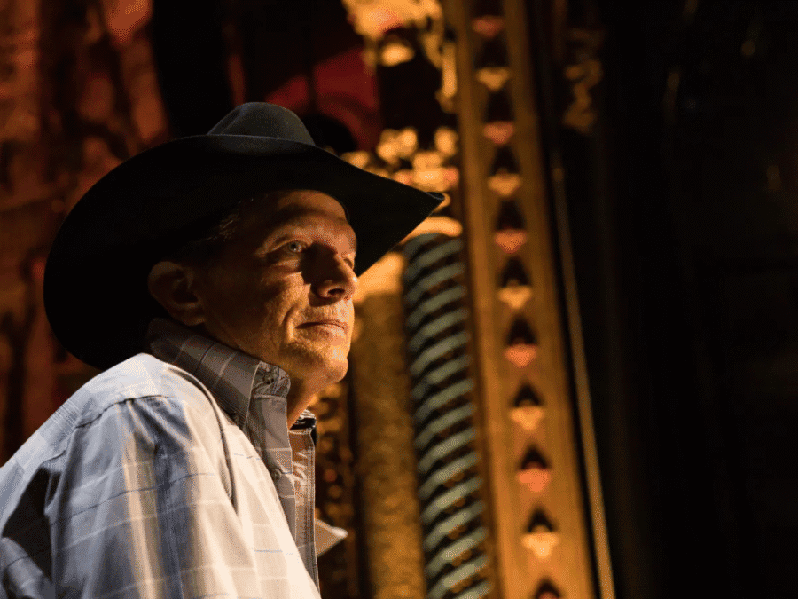 George Strait Put the “Boogie” in “Boot Scootin’” and the Crowd Felt It