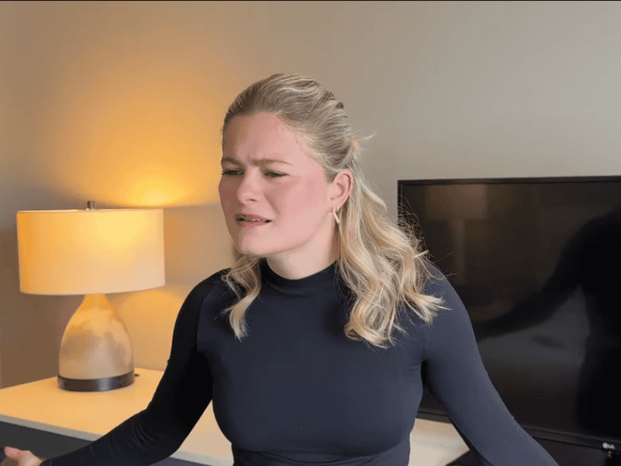 Edna’s Wild Night Out in Nashville: A Hilarious Puppetry Moment from ...