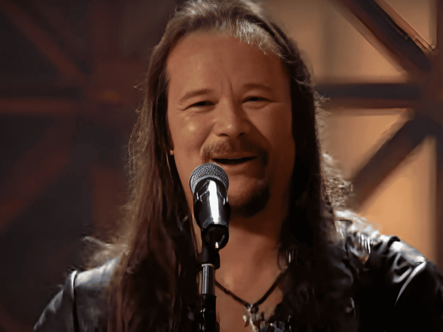 Travis Tritt’s “Country Club” Performance Is What Happens When You Know ...