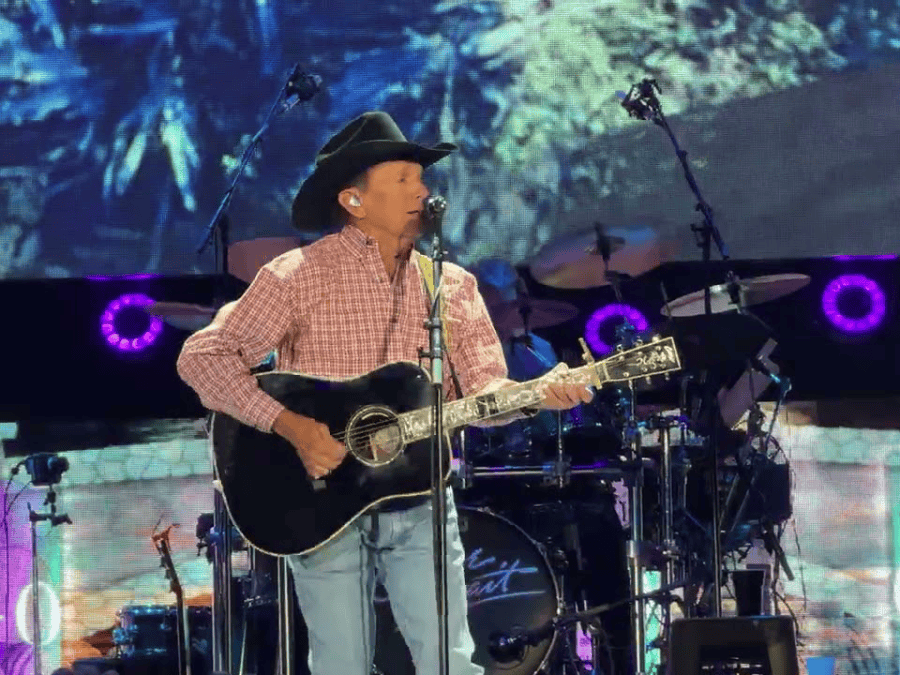 George Strait's Timeless Performance: "Encore" Live in Salt Lake City