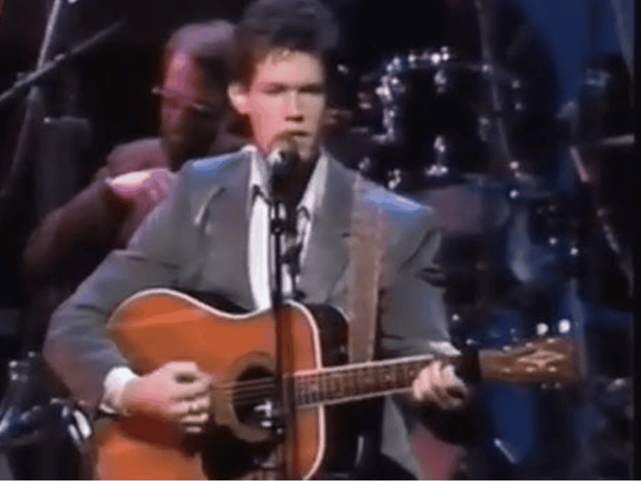 Randy Travis Brings 1982 Back to Life: A Timeless Performance That Hits ...