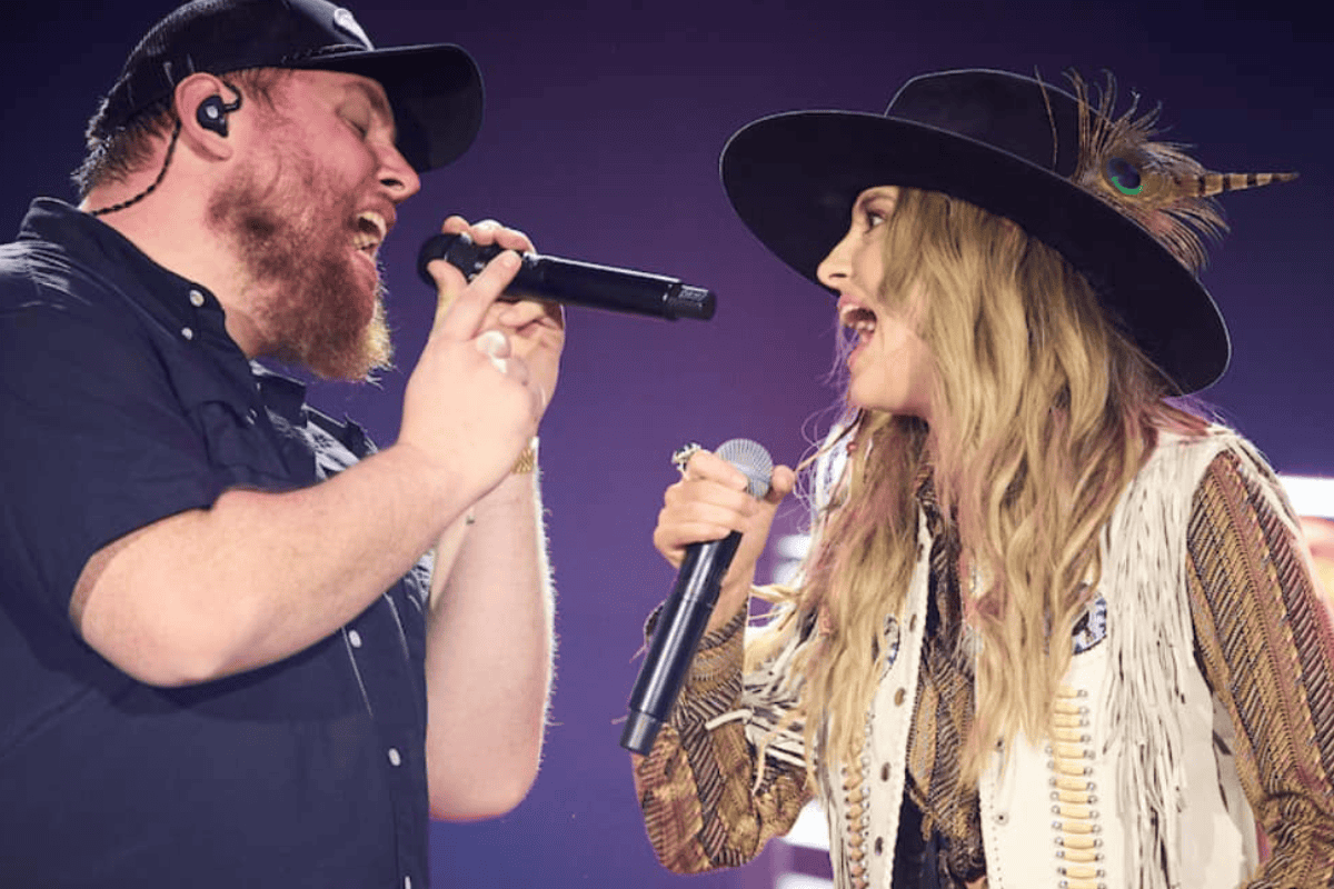 Lainey Wilson Roasting Luke Combs: Two Friends Go Way Back