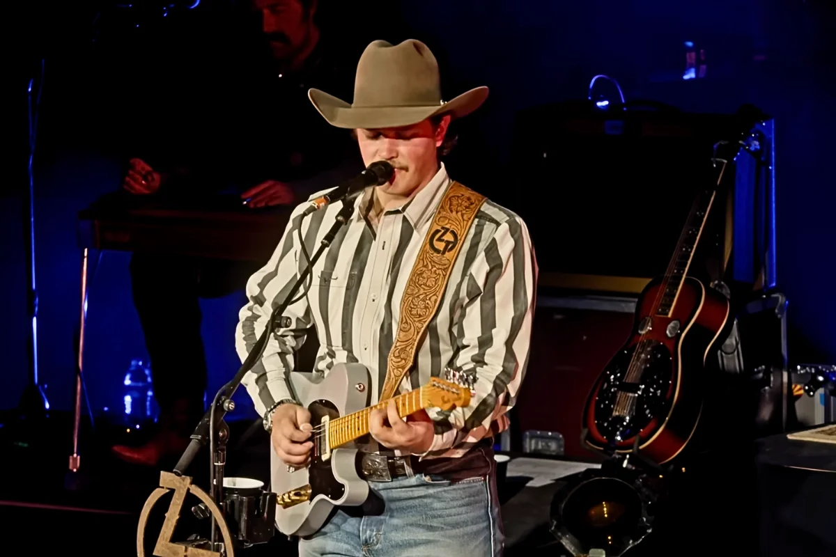 Zach Top’s Big Year Goes From Quiet Songs to Loud Crowds