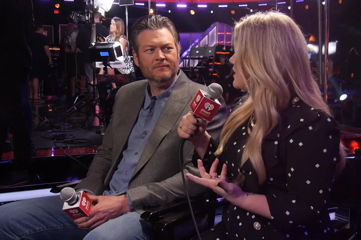 Why Blake Shelton Needed an Oxygen Mask Just to Survive Kelly Clarkson