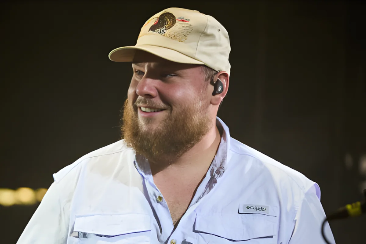 Luke Combs Went From Country King to Heartbroken Fan in Seconds