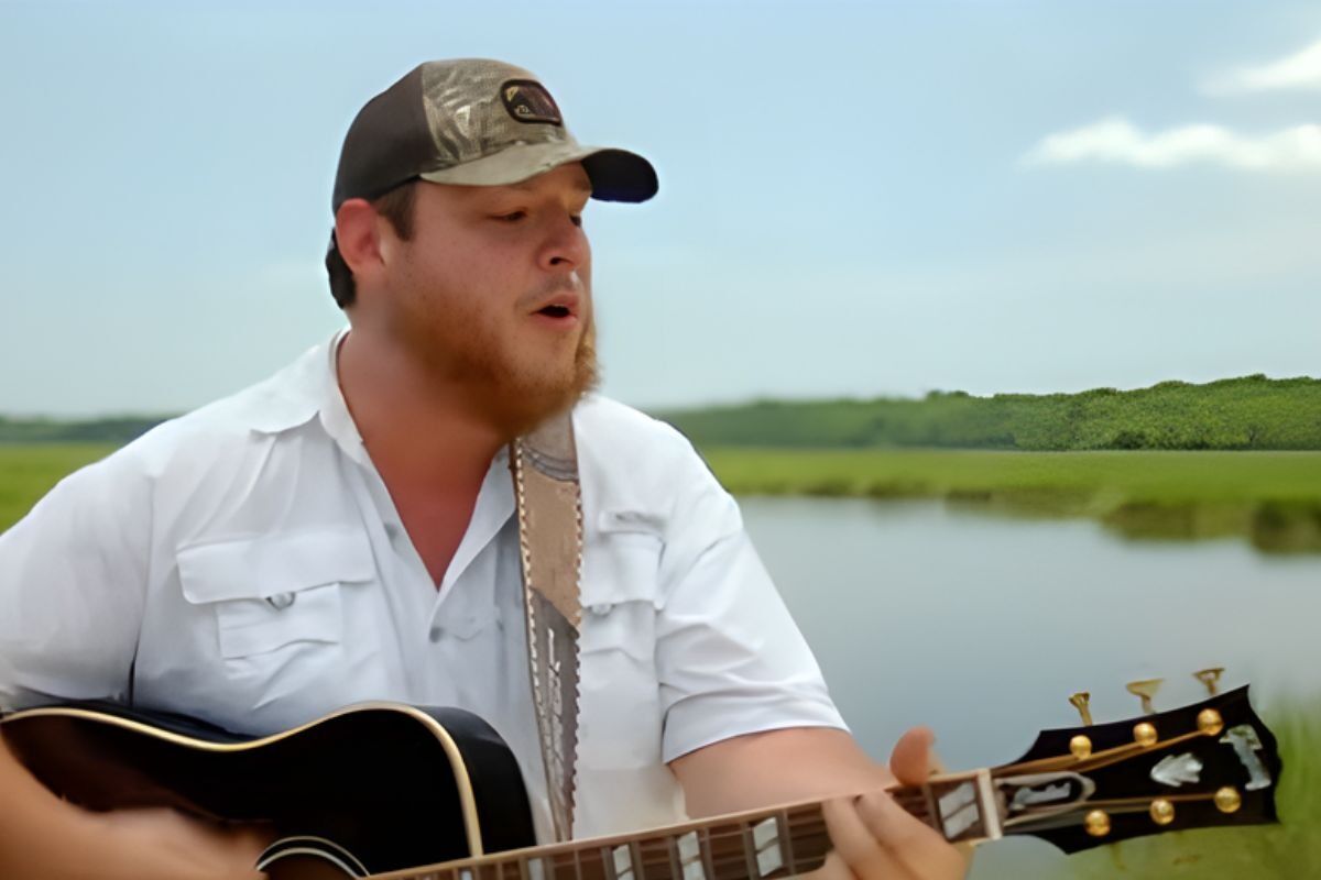 Luke Combs Turned a Breakup Into One of Country’s Biggest Hits Ever