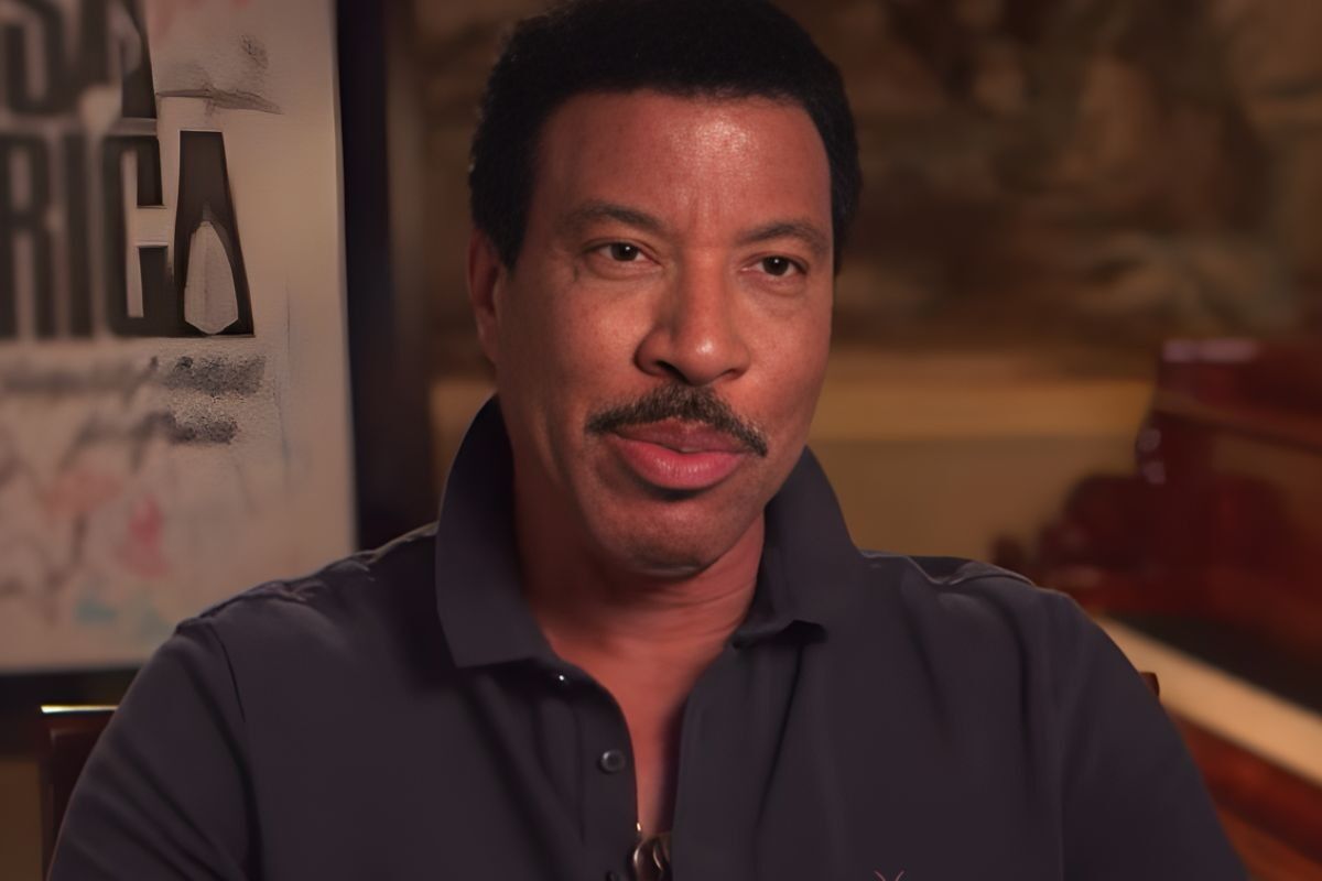 Lionel Richie Reveals the Real Pressure Behind “We Are the World”