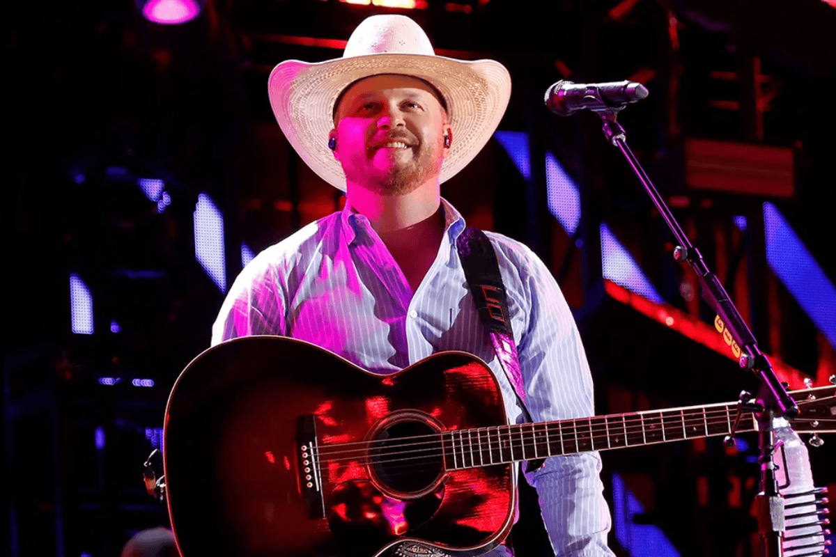 What Happens When a Cowboy Cannot Hear the Crowd