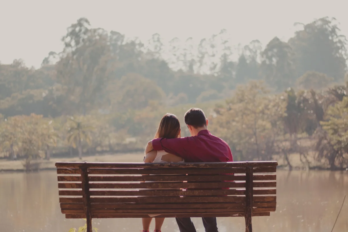 13 Popular Valentine Songs With the Best Aesthetics