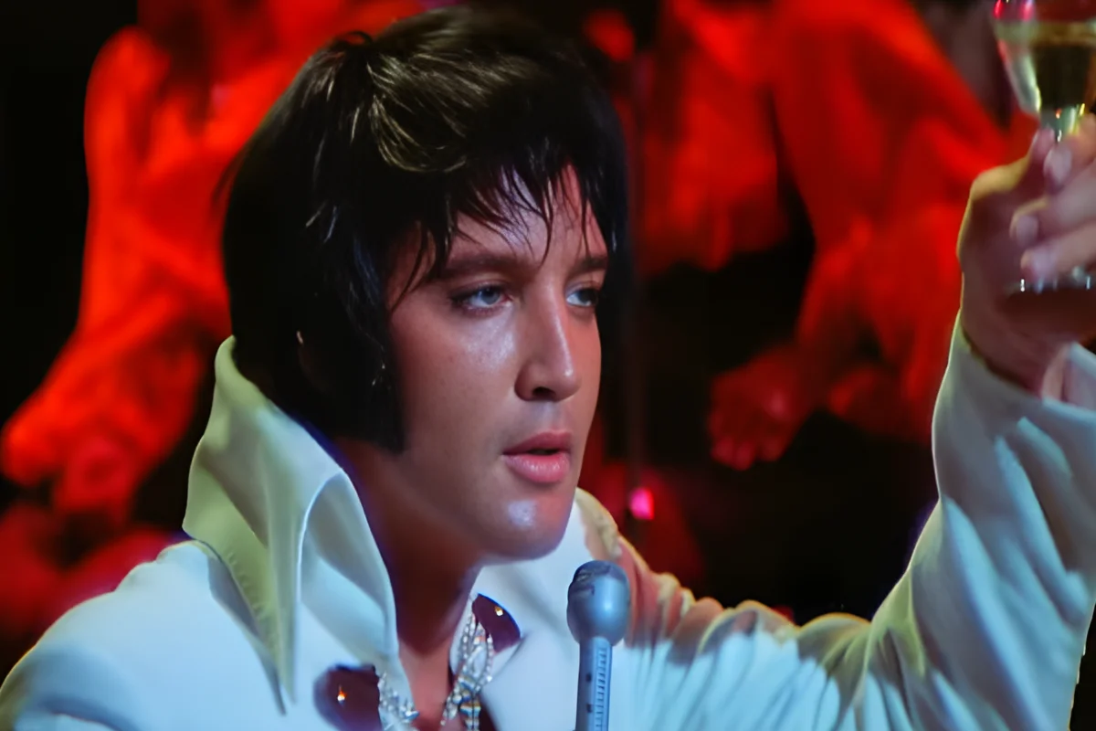 Elvis Narrates His Own Life in This Stunning New Concert Experience